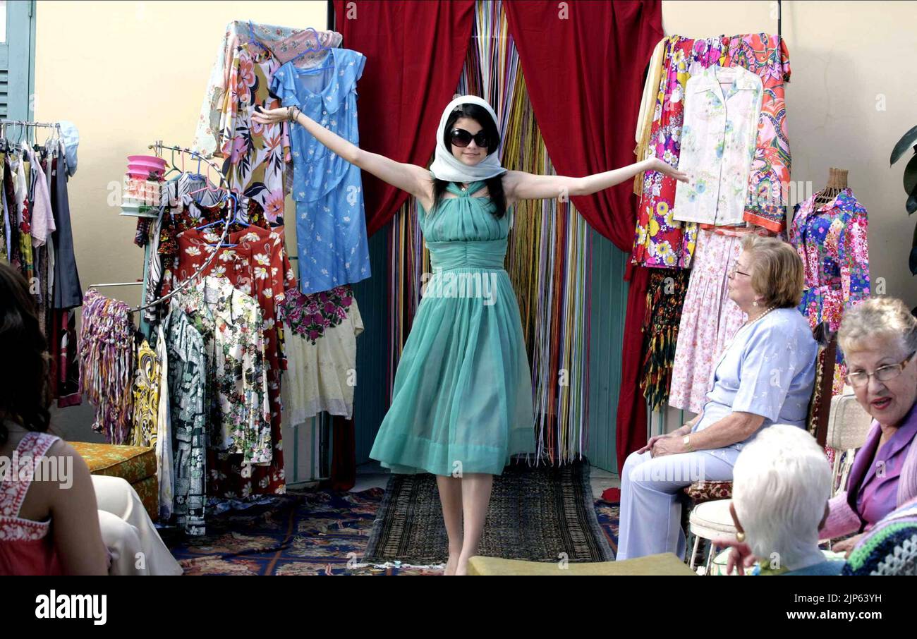 SELENA GOMEZ, PRINCESS PROTECTION PROGRAM, 2009 Stock Photo - Alamy