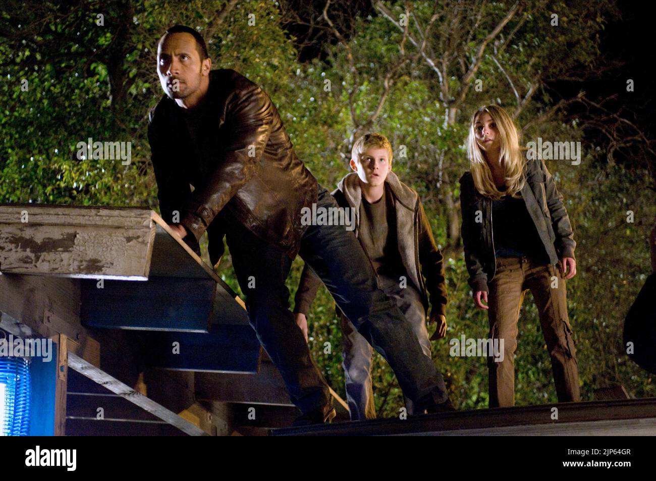 Annasophia Robb And Alexander Ludwig Race To Witch Mountain