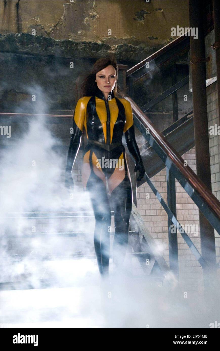 Malin Akerman Silk Spectre Wallpaper