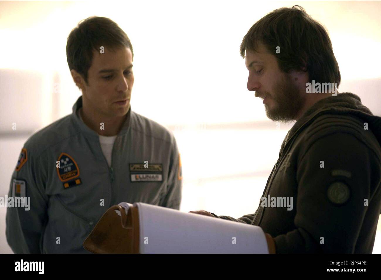SAM ROCKWELL, DUNCAN JONES, MOON, 2009 Stock Photo - Alamy