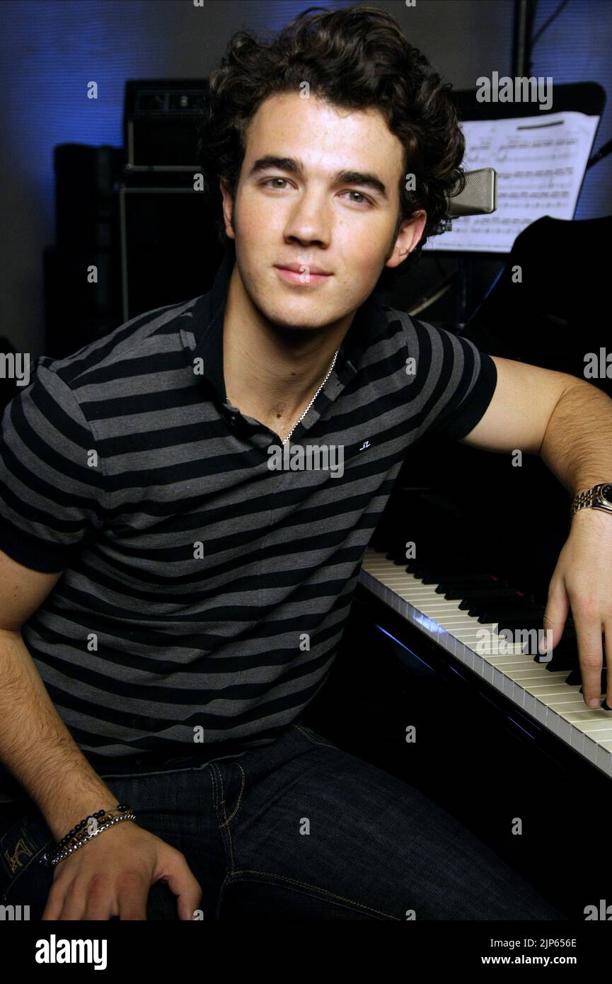 The jonas brothers kevin hi-res stock photography and images - Alamy