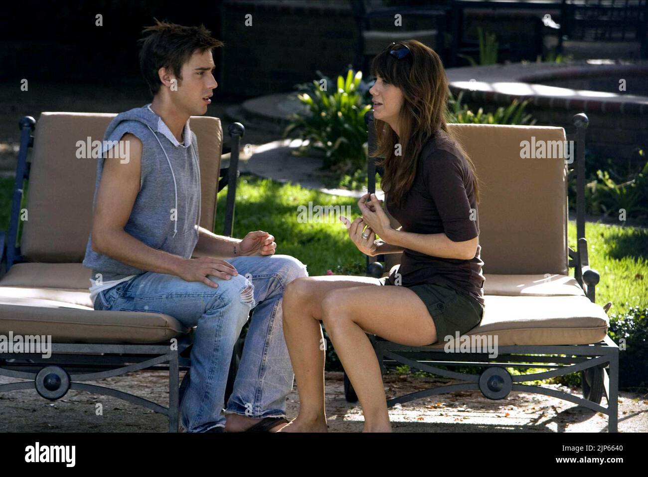 DUSTIN MILLIGAN, KRISTEN WIIG, EXTRACT, 2009 Stock Photo - Alamy
