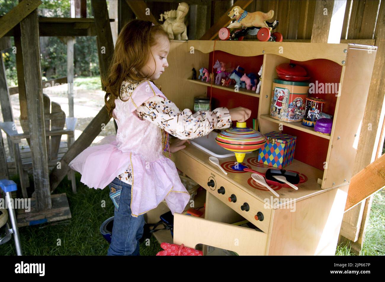 PIPER MACKENZIE HARRIS, G-FORCE, 2009 Stock Photo - Alamy