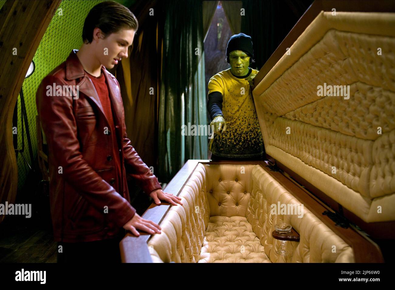 CHRIS MASSOGLIA, PATRICK FUGIT, CIRQUE DU FREAK: THE VAMPIRE'S ...