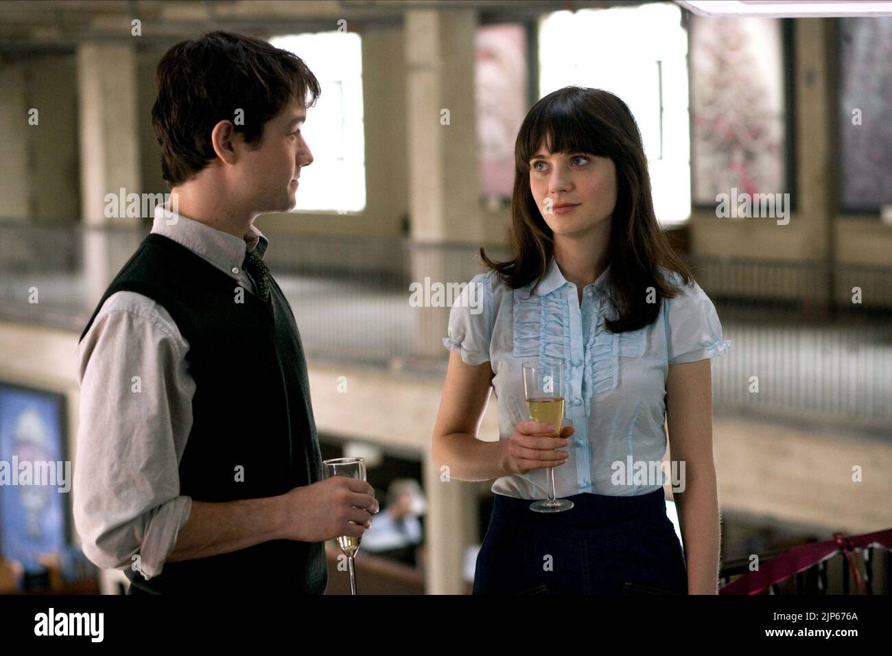 Zooey Deschanel Joseph Gordon Levitt Friend Zone