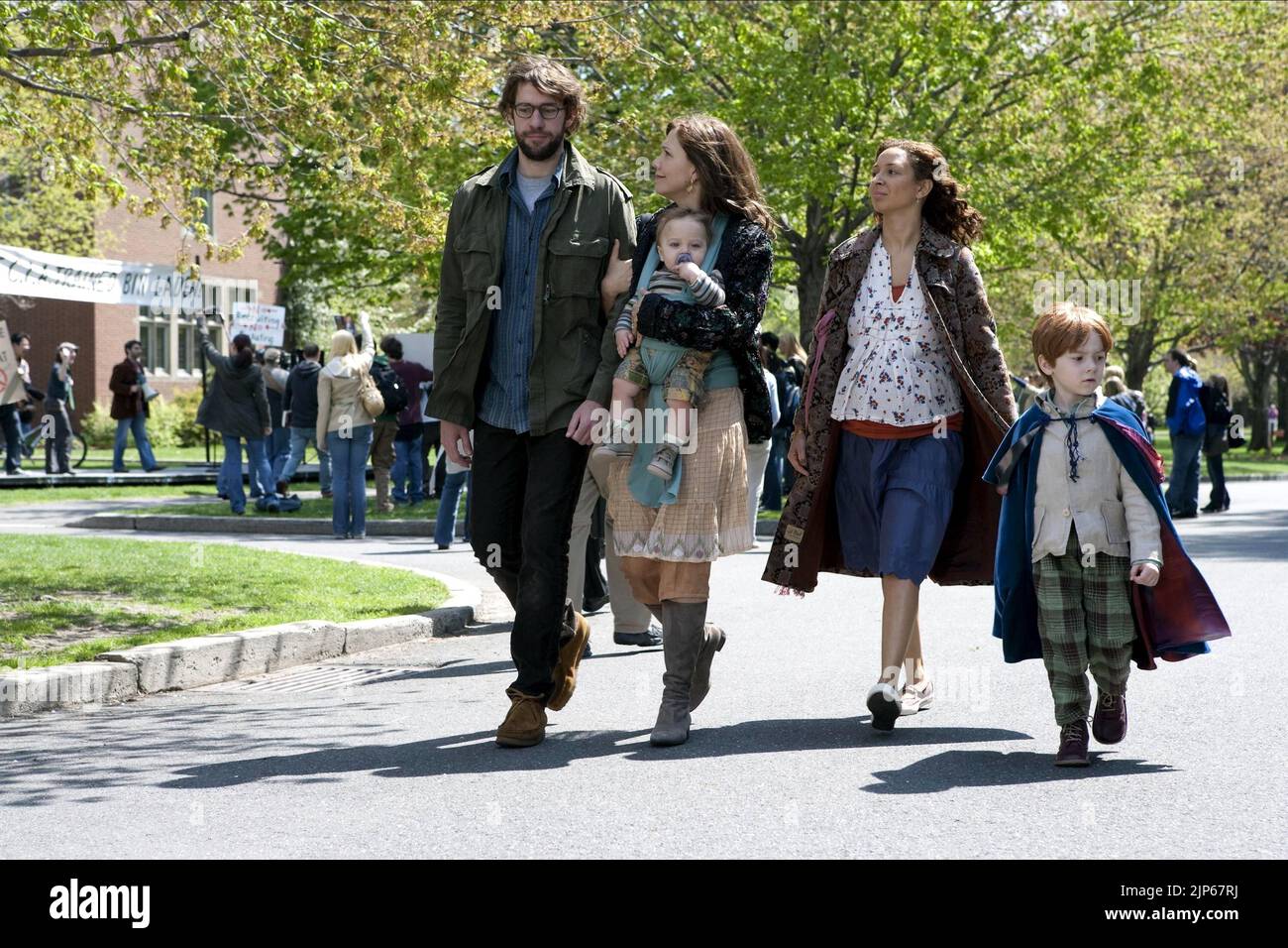 JOHN KRASINSKI, MAGGIE GYLLENHAAL, MAYA RUDOLPH, AWAY WE GO, 2009 Stock ...