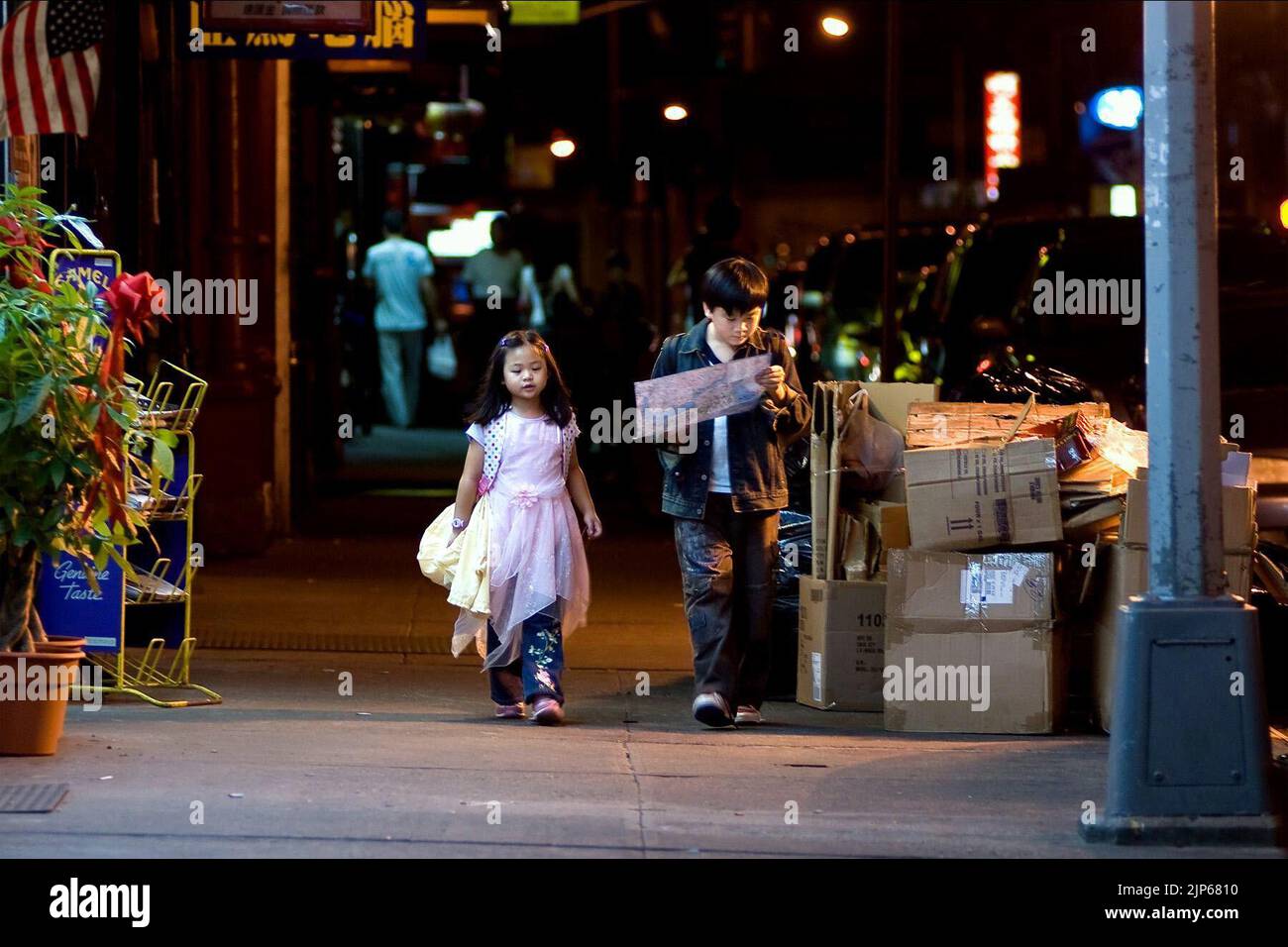 CRYSTAL CHIU, MICHAEL CHEN, CHILDREN OF INVENTION, 2009 Stock Photo - Alamy