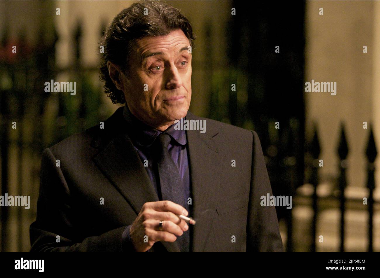 IAN MCSHANE, 44 INCH CHEST, 2009 Stock Photo - Alamy