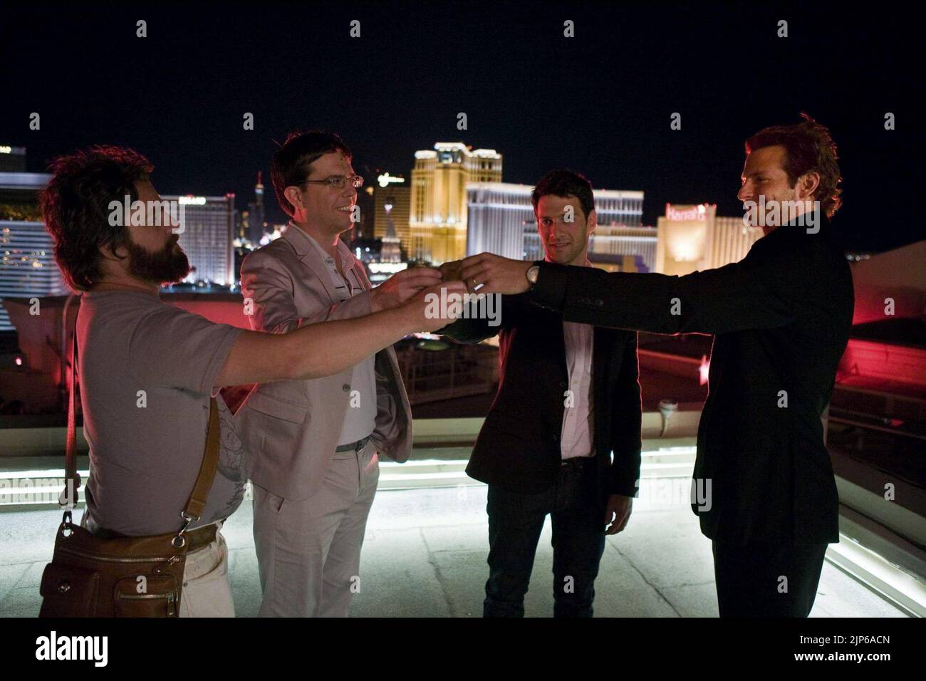 ZACH GALIFIANAKIS, ED HELMS, JUSTIN BARTHA, BRADLEY COOPER, THE ...