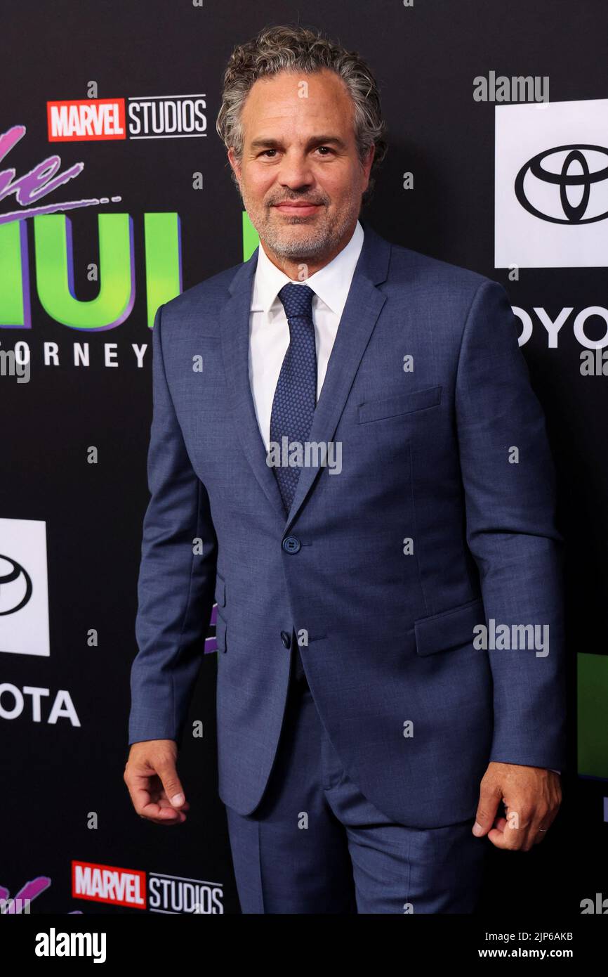 She hulk ruffalo hi-res stock photography and images - Alamy