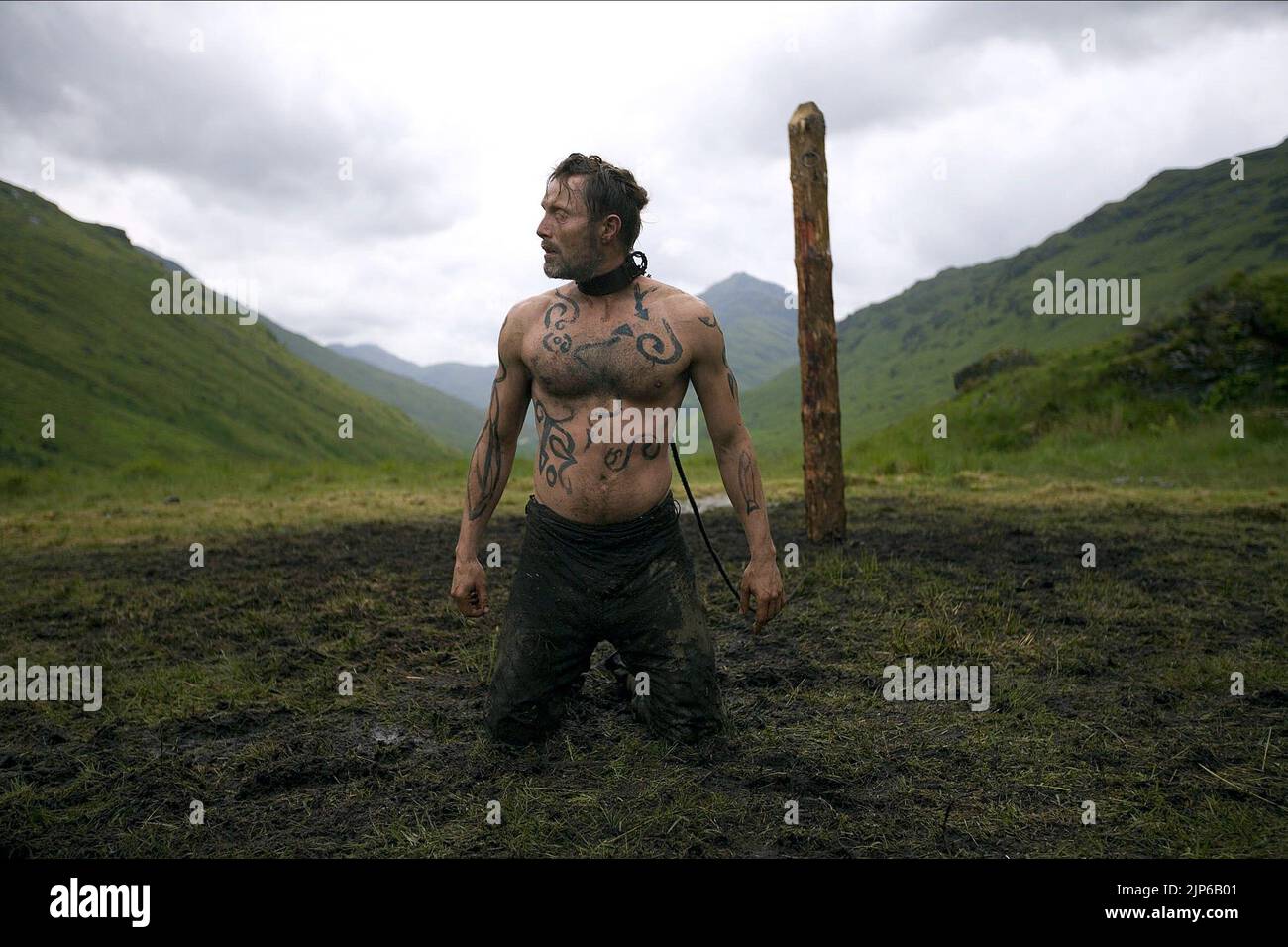MADS MIKKELSEN, VALHALLA RISING, 2009 Stock Photo - Alamy