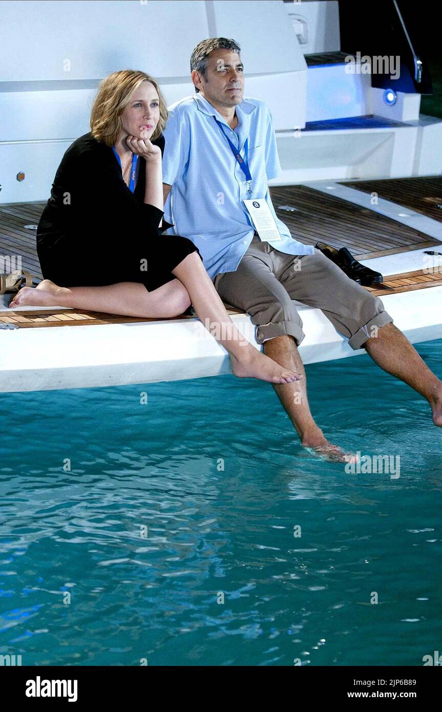 Vera farmiga george clooney up hi-res stock photography and images - Alamy