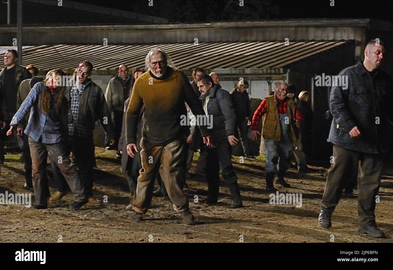 ZOMBIE SCENE, SURVIVAL OF THE DEAD, 2009 Stock Photo - Alamy