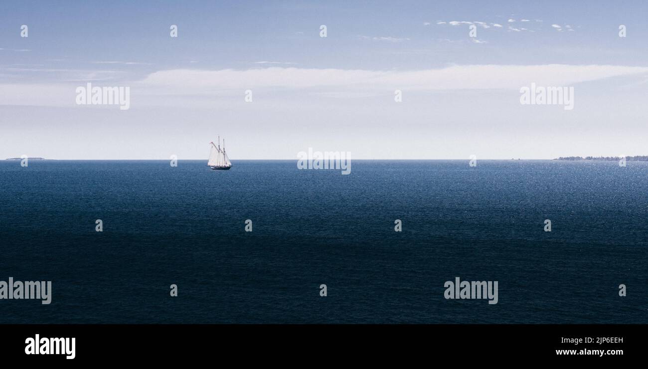 The iconic Blue Nose Stock Photo - Alamy