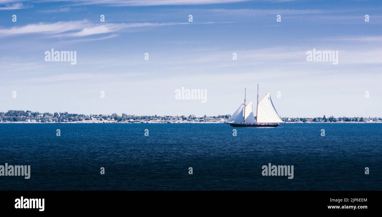 The iconic Blue Nose Stock Photo - Alamy