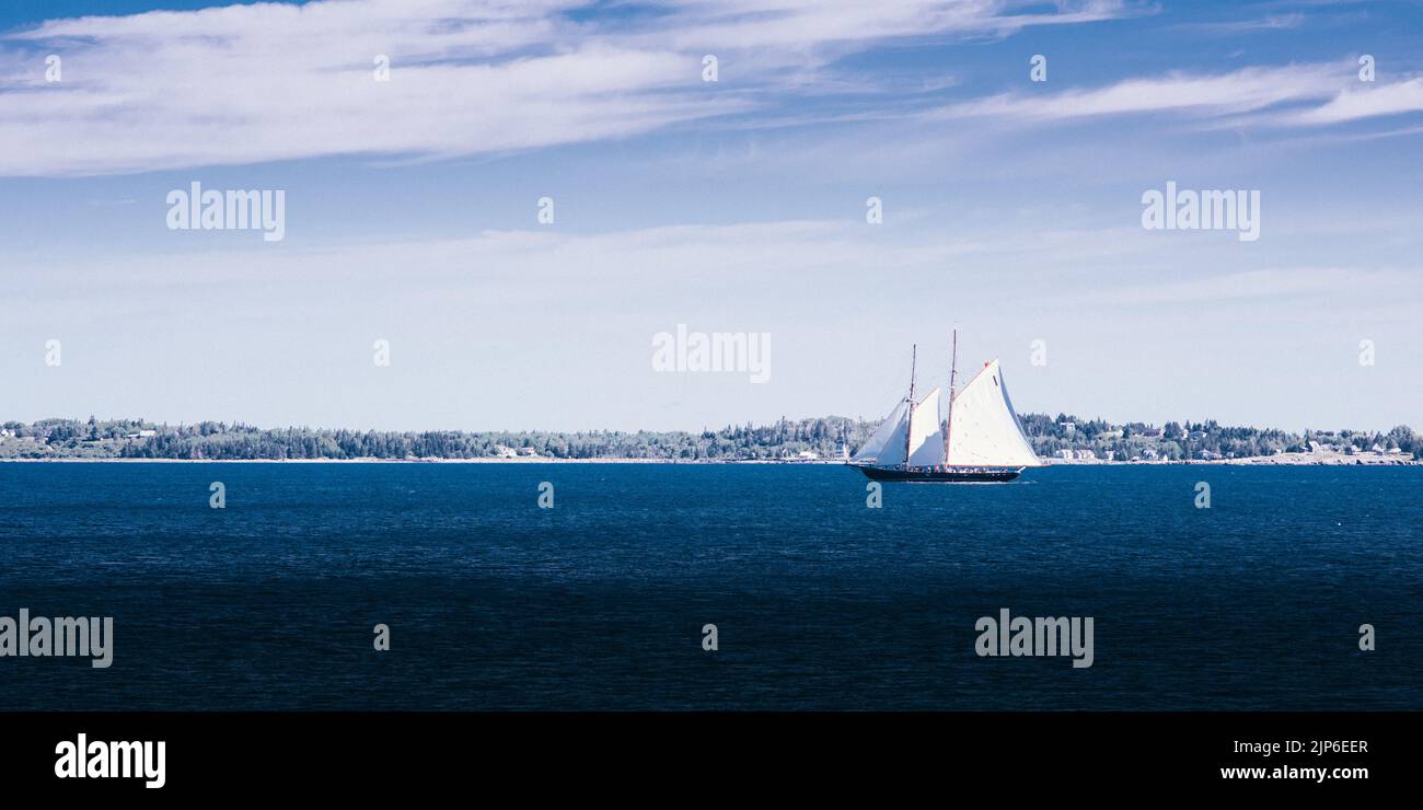 The iconic Blue Nose Stock Photo - Alamy