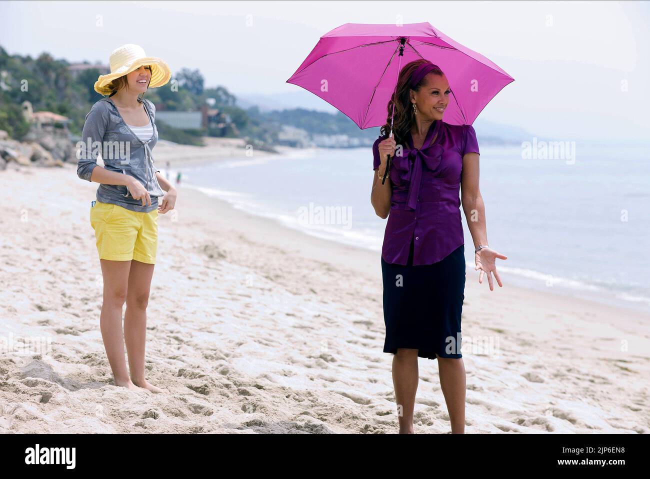 CYRUS,WILLIAMS, HANNAH MONTANA: THE MOVIE, 2009 Stock Photo - Alamy