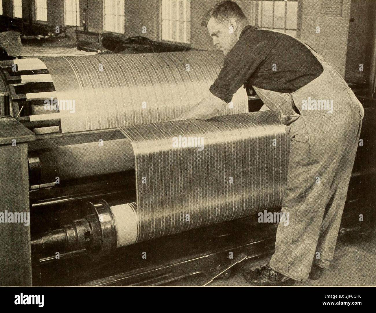 The National geographic magazine (Page 391 Stock Photo - Alamy