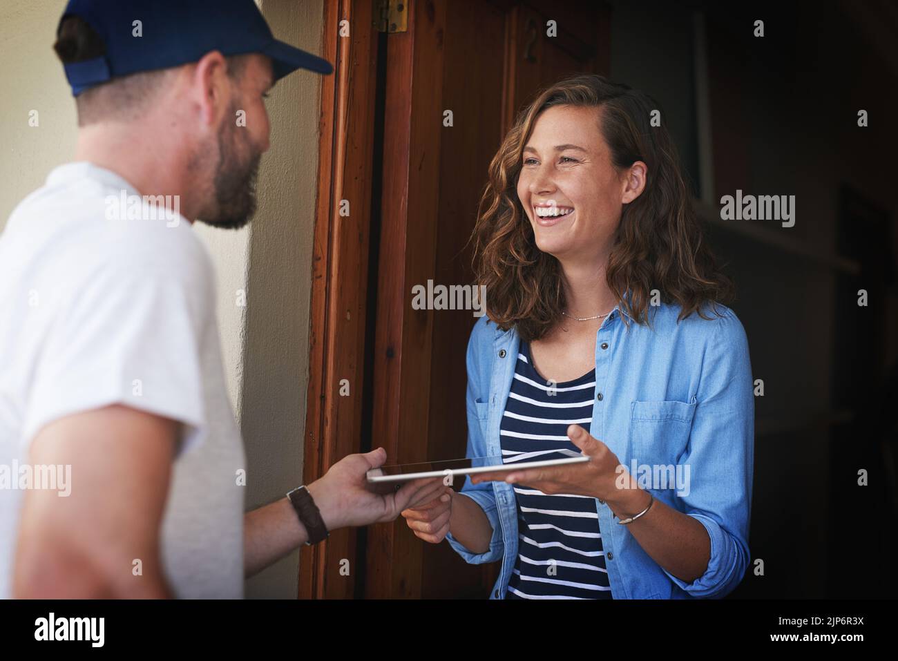 I definitely need to give you guys a 5 star rating. a young woman using ...