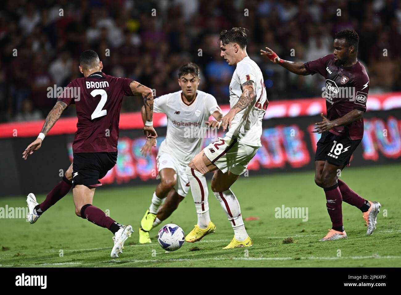 Roma dylan hi-res stock photography and images - Alamy