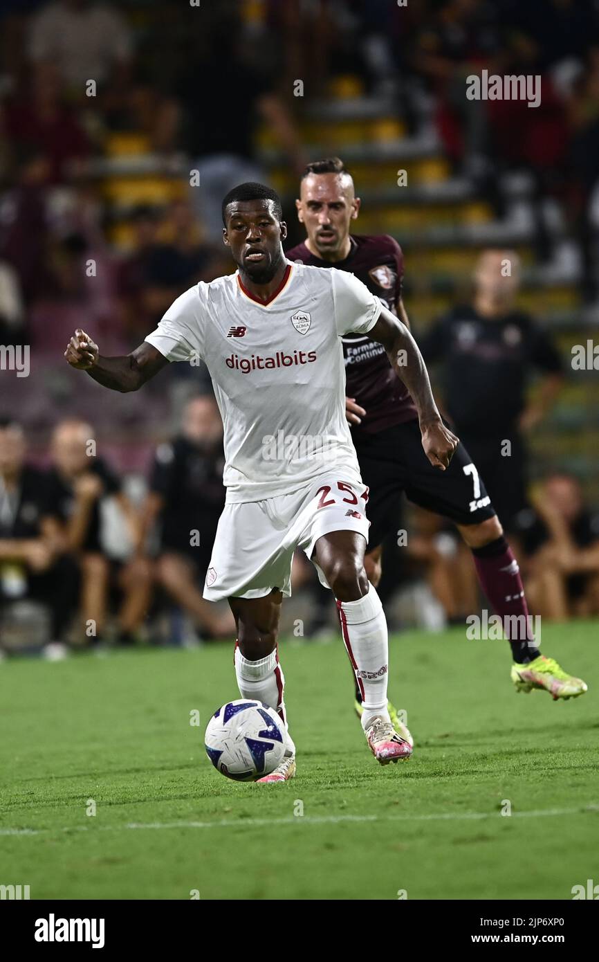 Georginio wijnaldum 2022 hi-res stock photography and images - Alamy