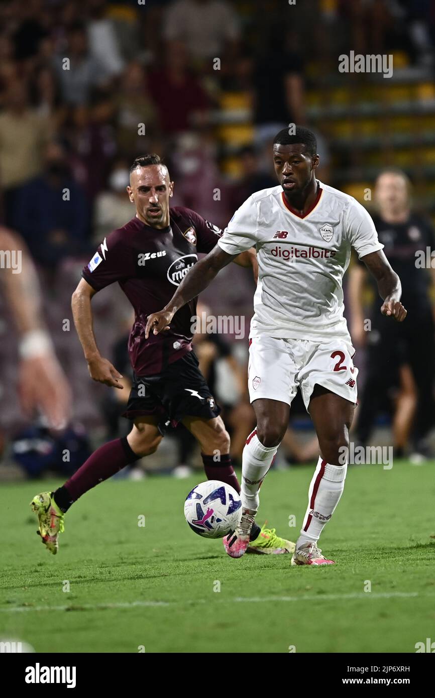 Georginio wijnaldum 2022 hi-res stock photography and images - Alamy