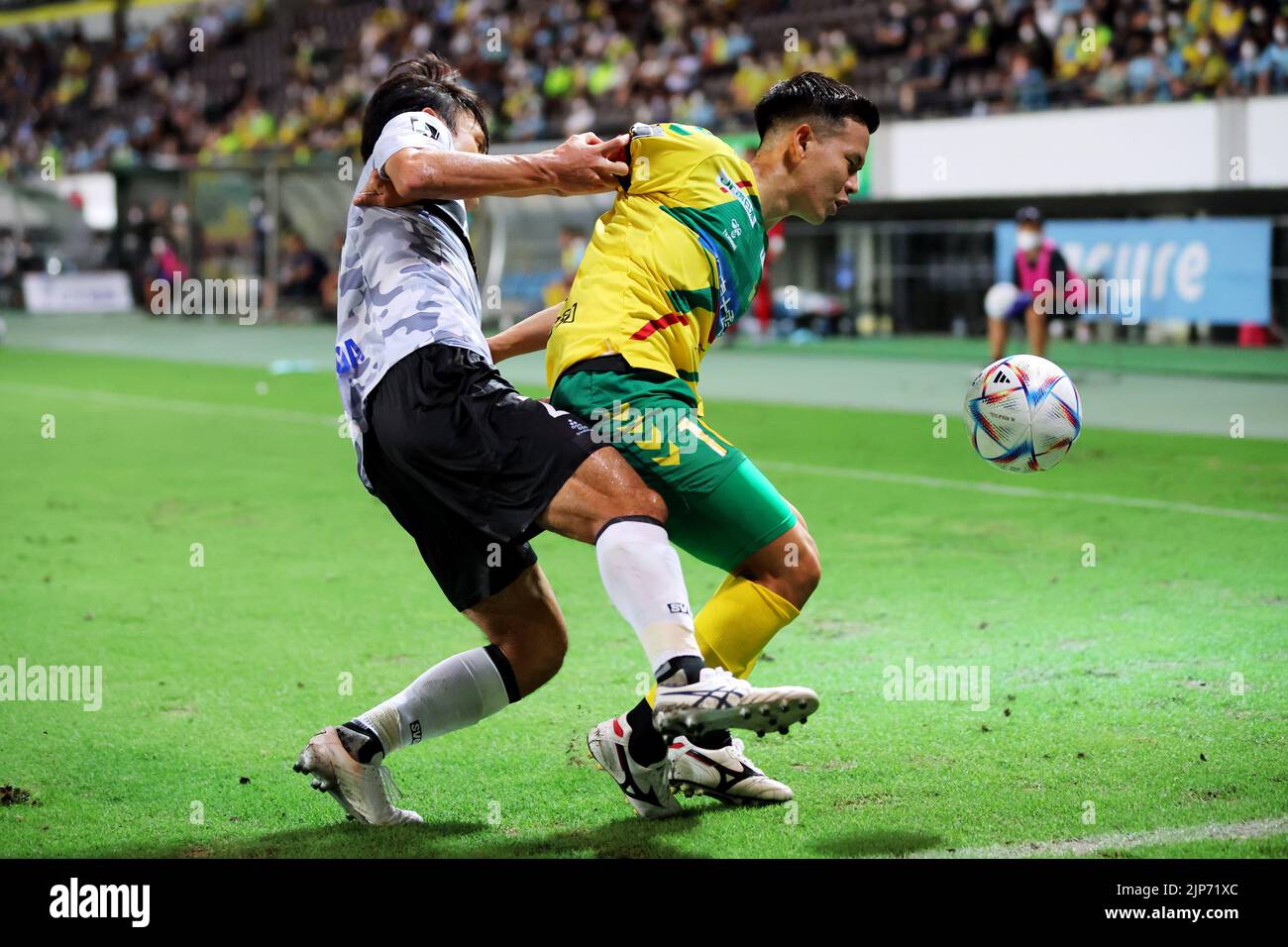Chiba, Japan. 14th Aug, 2022. (L-R) Masayuki Okuyama (Zelvia), Tomoya ...