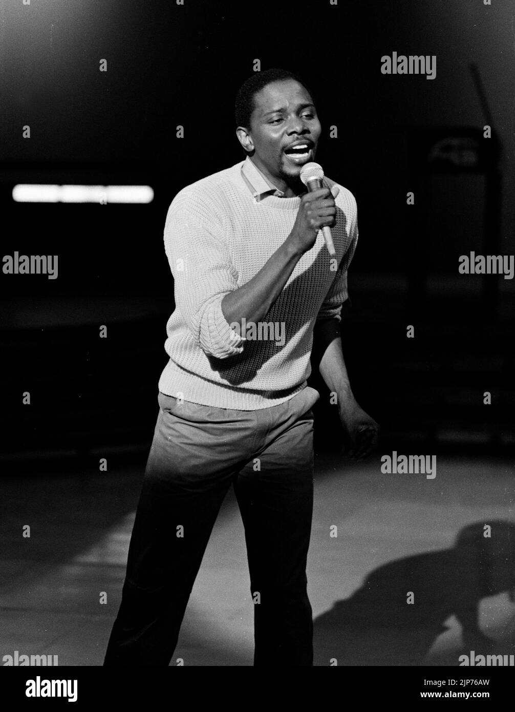 Phillip Bailey on Solid Gold, 1983 Credit: Ron Wolfson / MediaPunch Stock Photo - Alamy