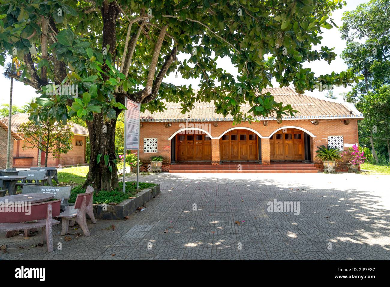 Community house in ancient village Tien Canh Ancient Village, Tien ...