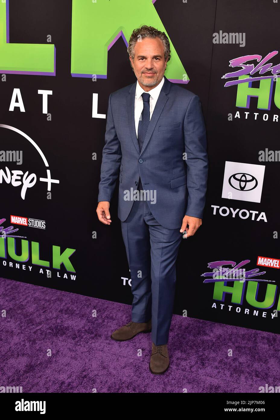 Los Angeles, CA on August 15, 2022., Mark Ruffalo walking the red ...