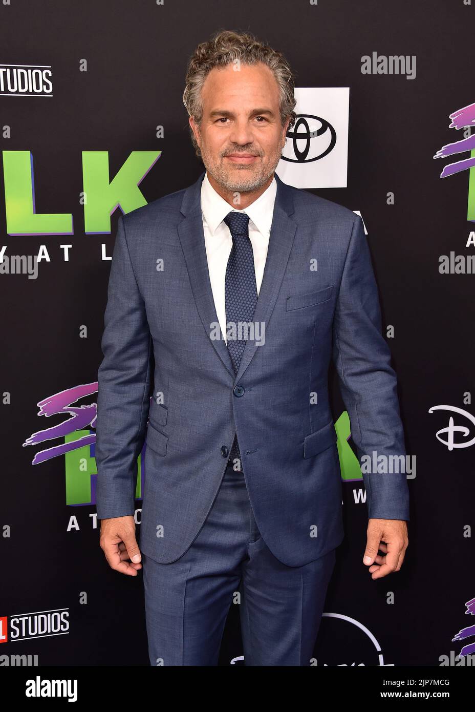 Los Angeles, CA on August 15, 2022., Mark Ruffalo walking the red ...