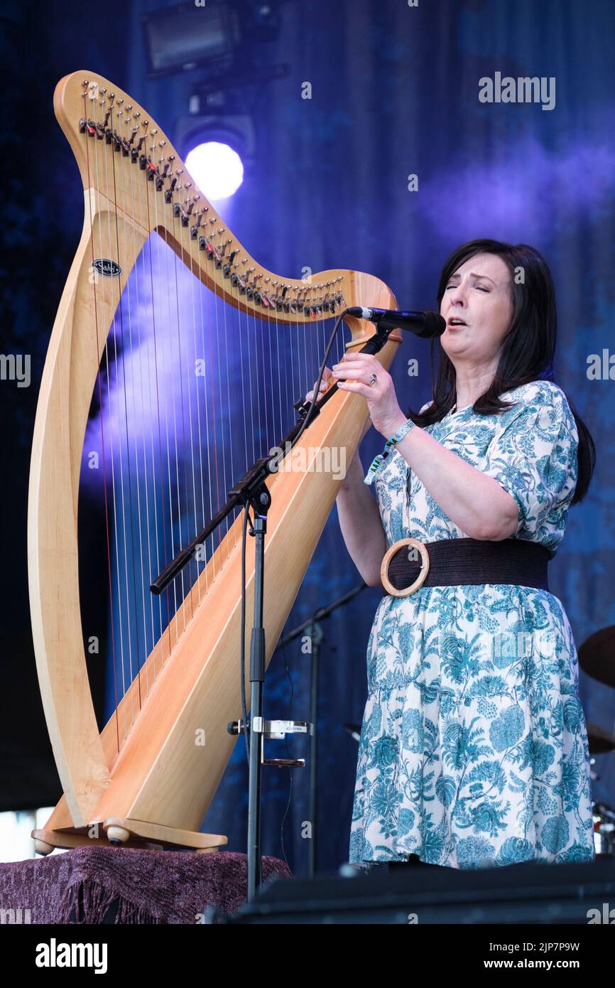 Moya Brennan of Clannad performing at Fairport's Cropredy Convention ...