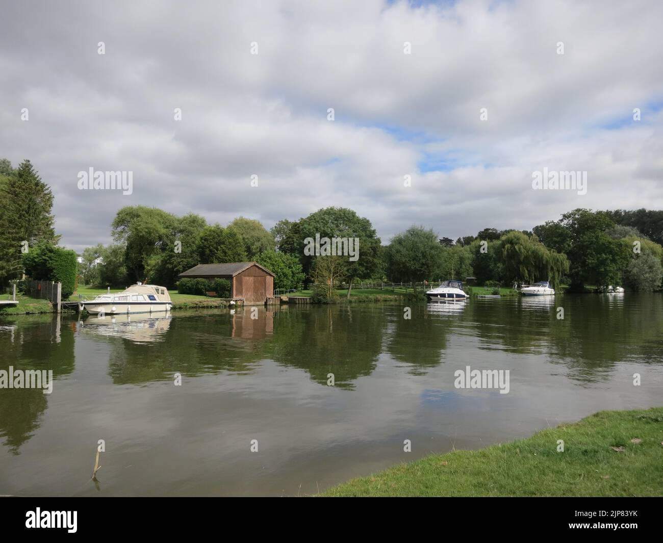 Thames Path National Trail. Long-distance trail. The River Thames ...