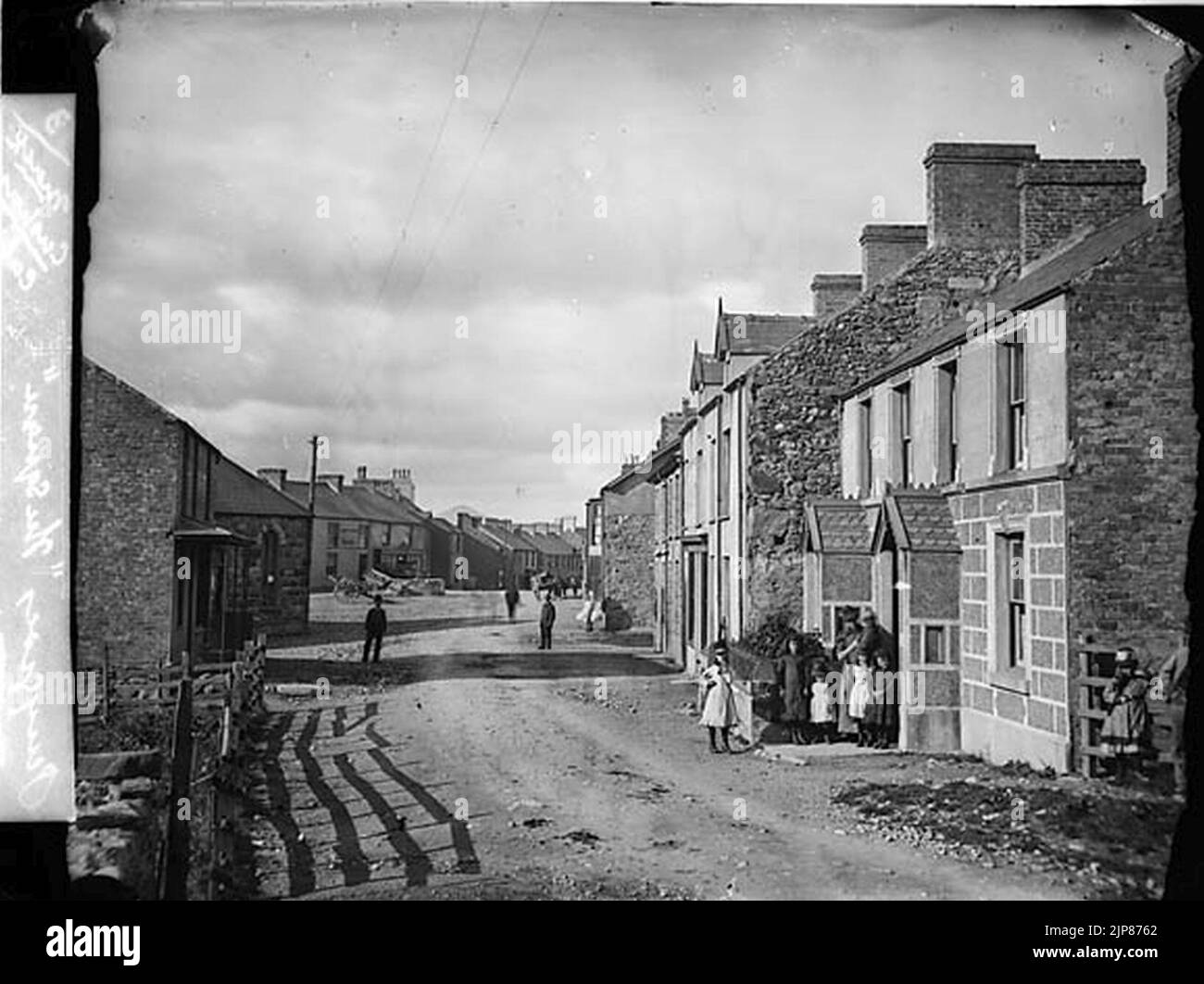 The square, Penygroes (Caern Stock Photo - Alamy