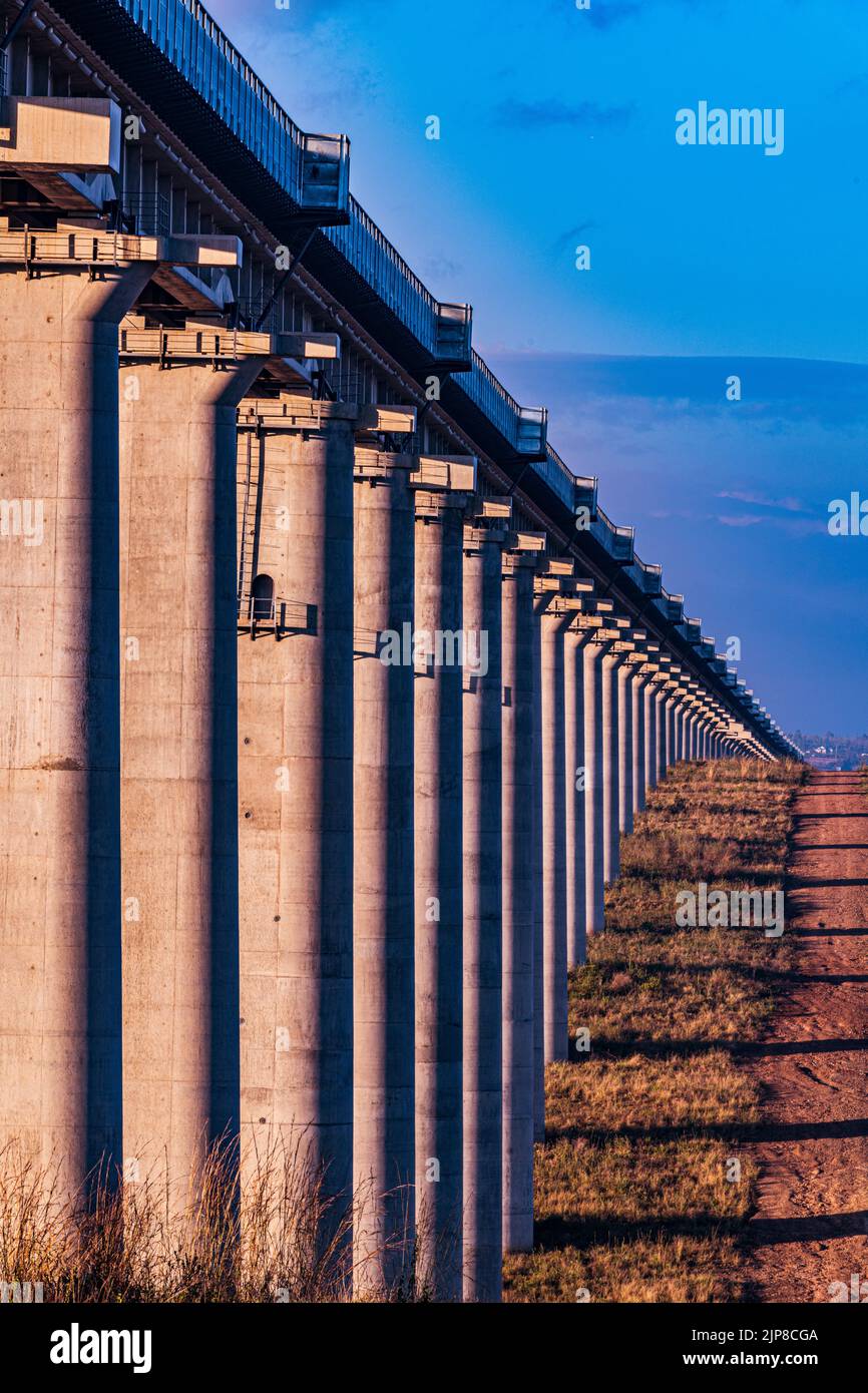 Nairobi National Park Kenya Railway Bridge Standard gauge railway ...