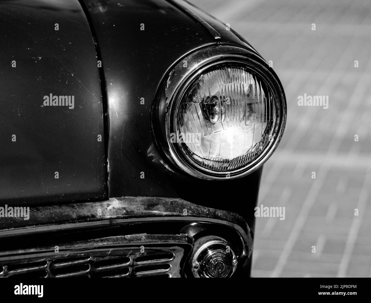 Vintage car up close detail Black and White Stock Photos & Images - Alamy