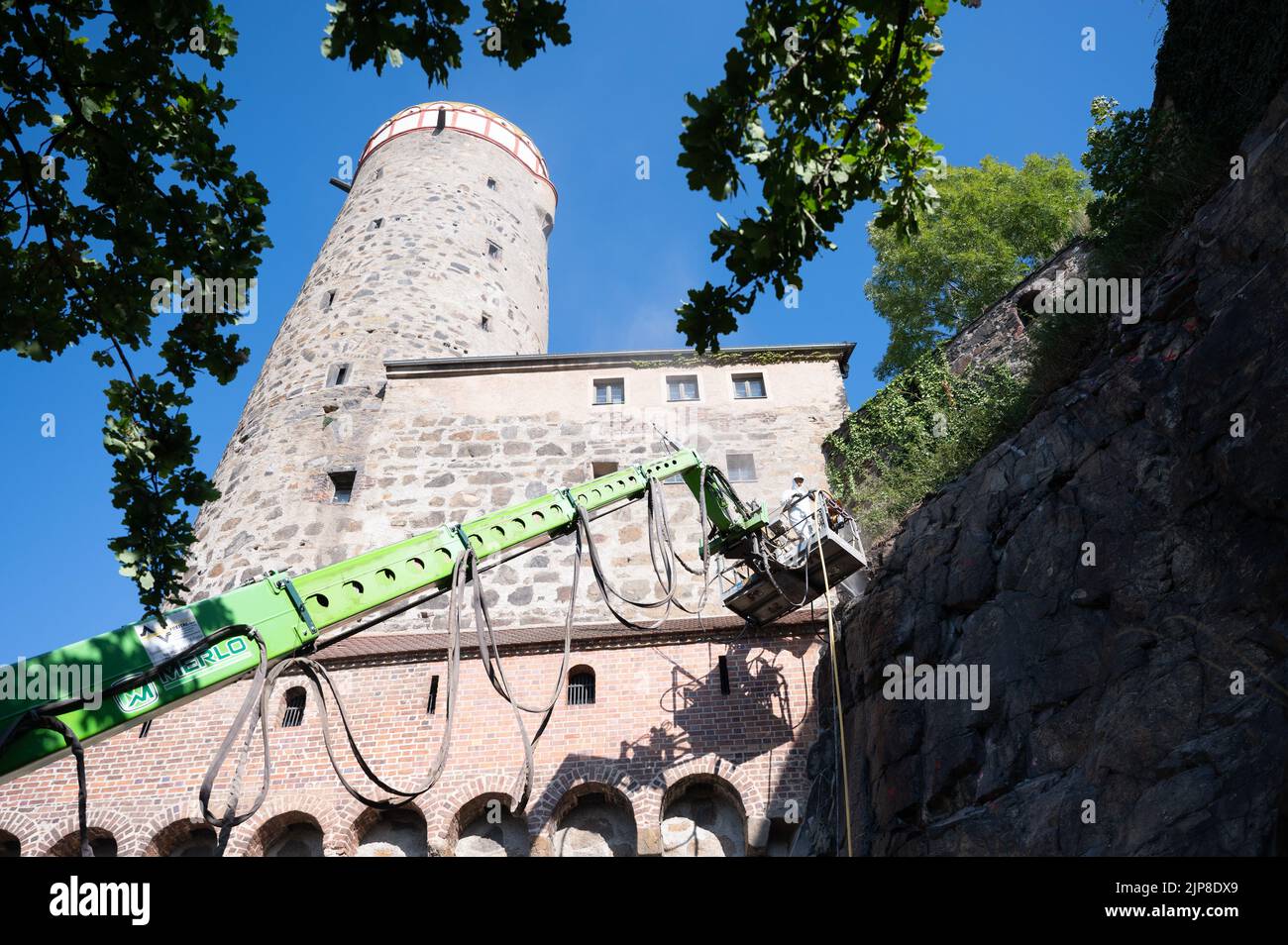 Bautzen, Germany. 16th Aug, 2022. A lifting platform is in front of the ...