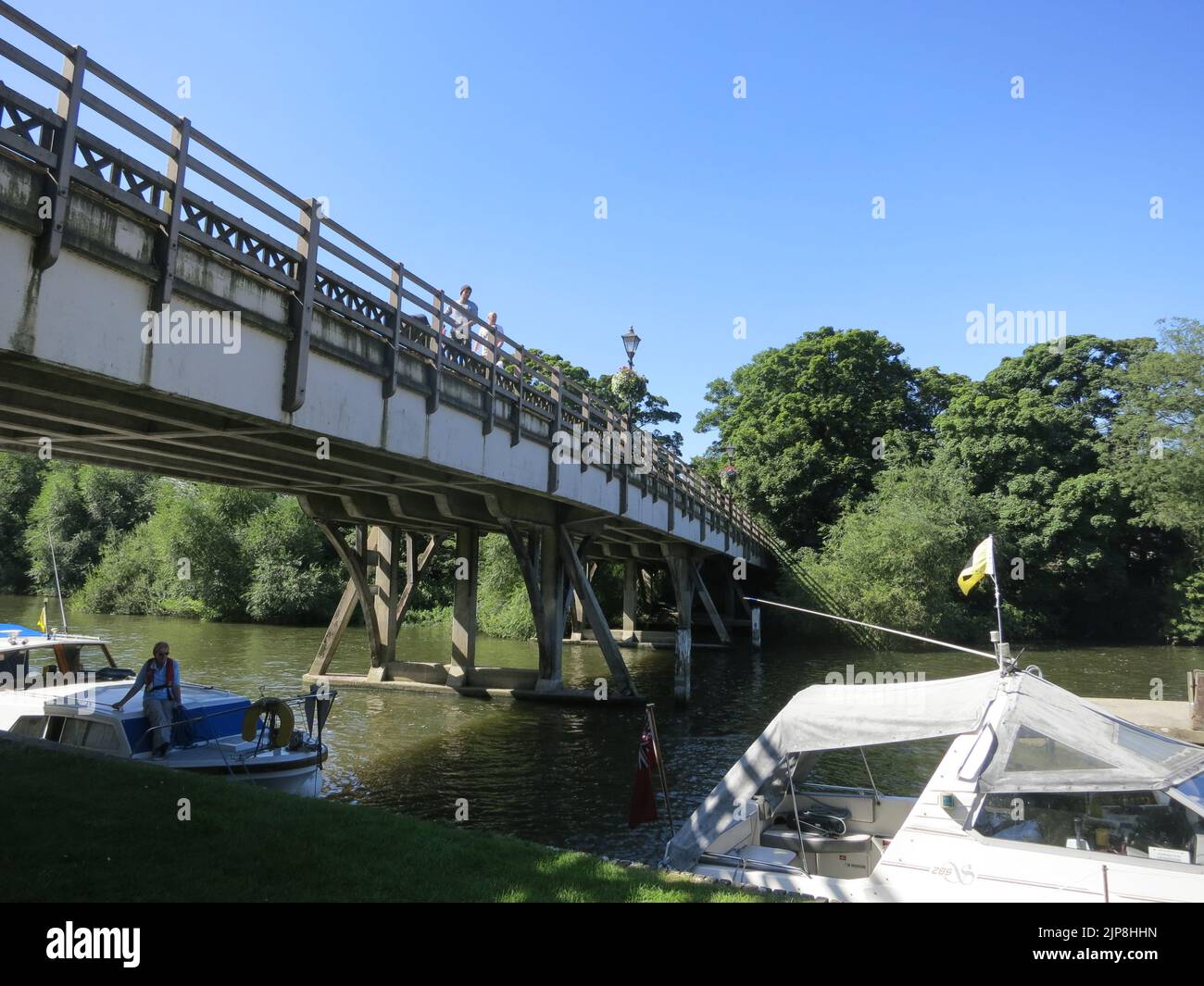 Thames Path National Trail. Long-distance trail. The River Thames ...