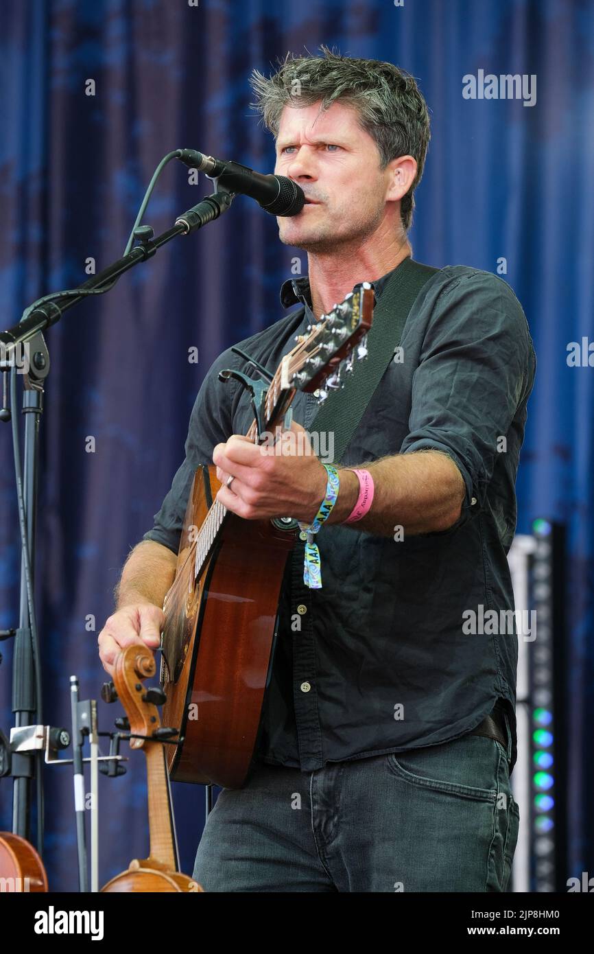 Seth Lakeman performing at Fairport's Cropredy Convention. Banbury, UK ...