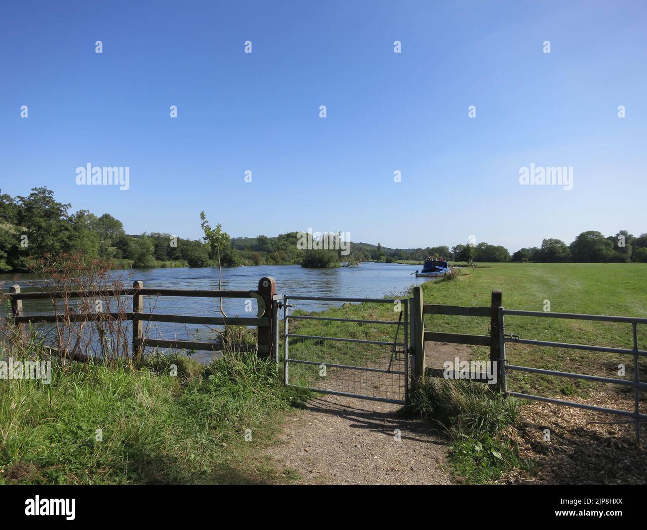 Thames Path National Trail. Long-distance trail. The River Thames ...