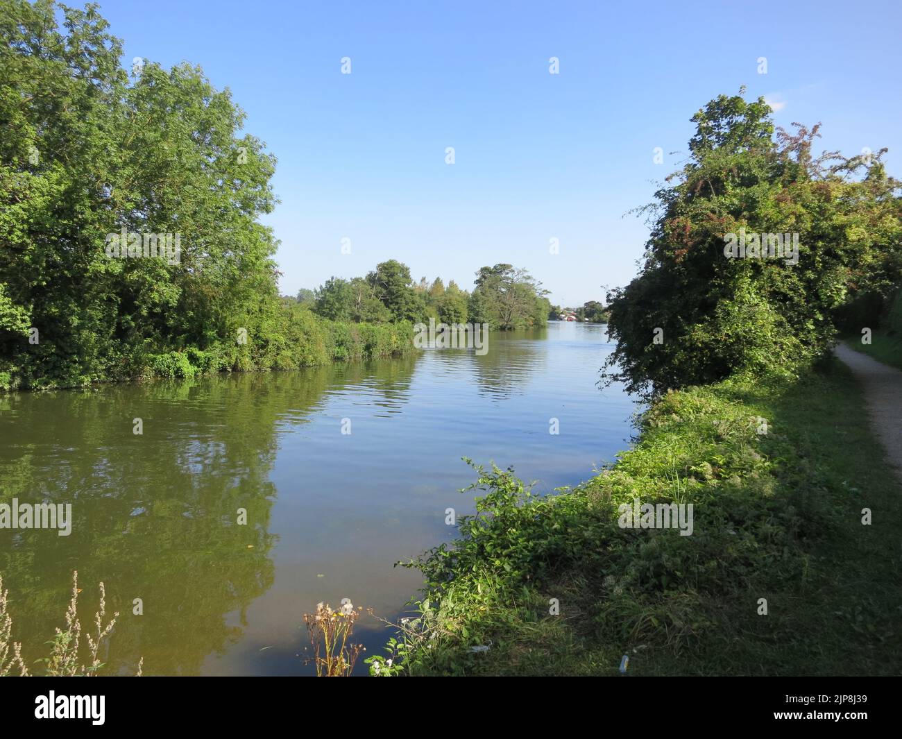 Thames Path National Trail. Long-distance trail. The River Thames ...