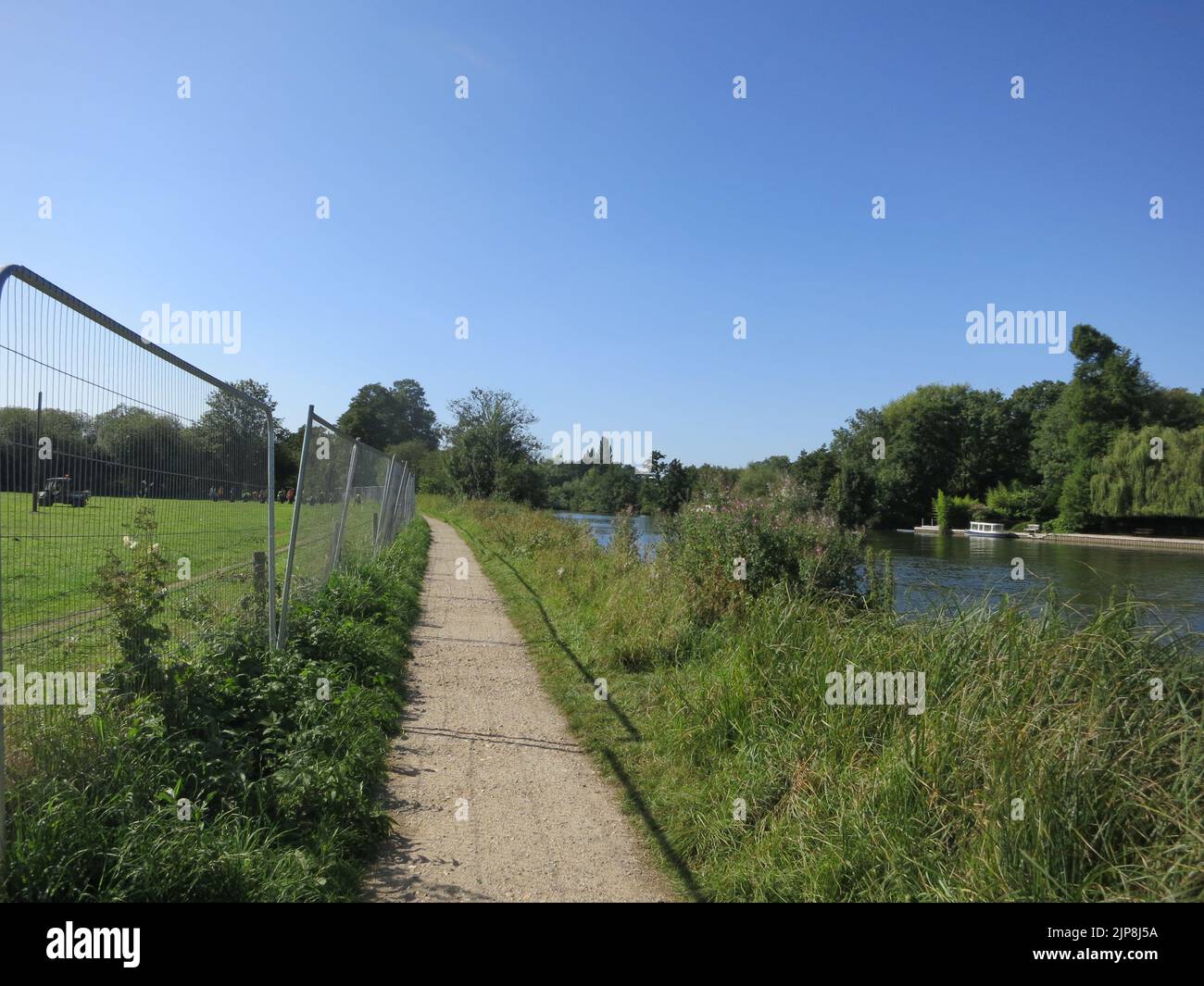 Thames Path National Trail. Long-distance trail. The River Thames ...