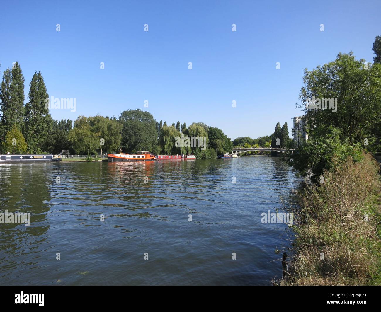 Thames Path National Trail. Long-distance trail. The River Thames ...