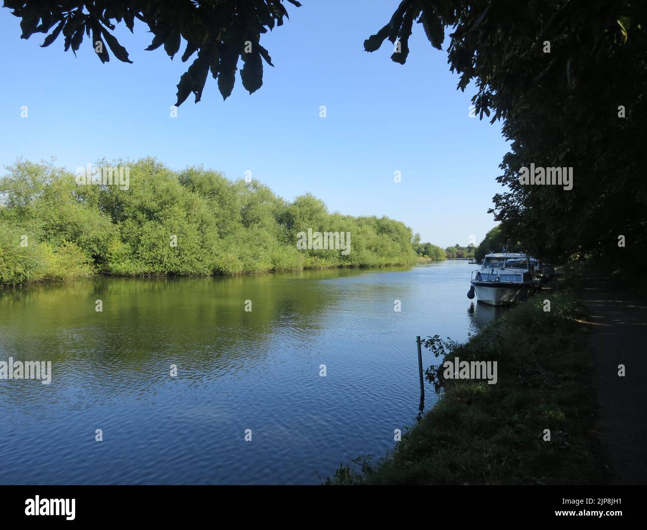 Thames Path National Trail. Long-distance trail. The River Thames ...
