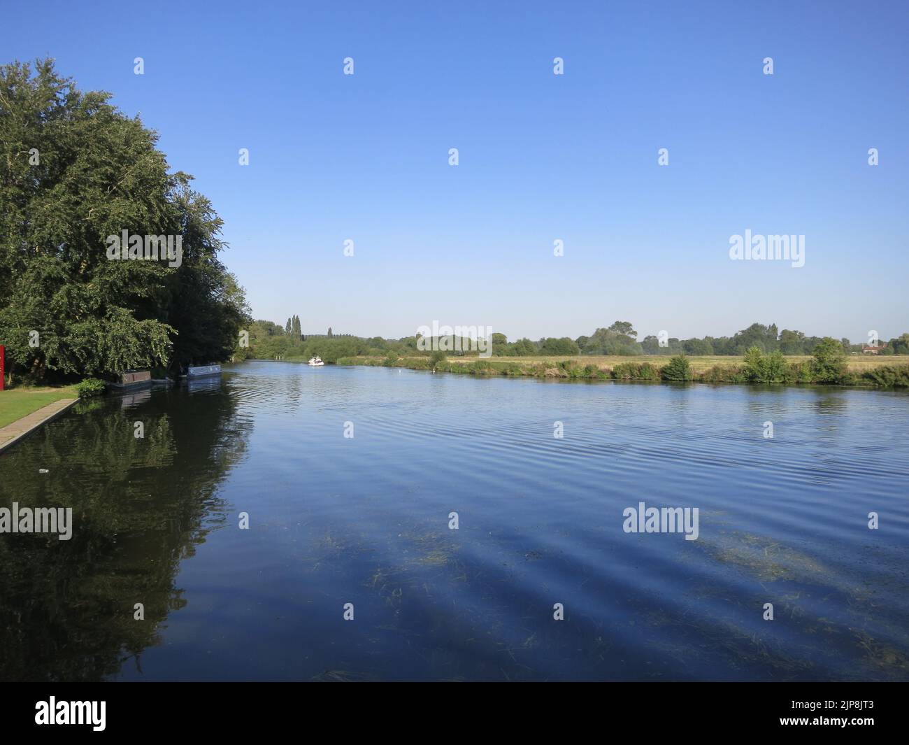 Thames Path National Trail. Long-distance trail. The River Thames ...