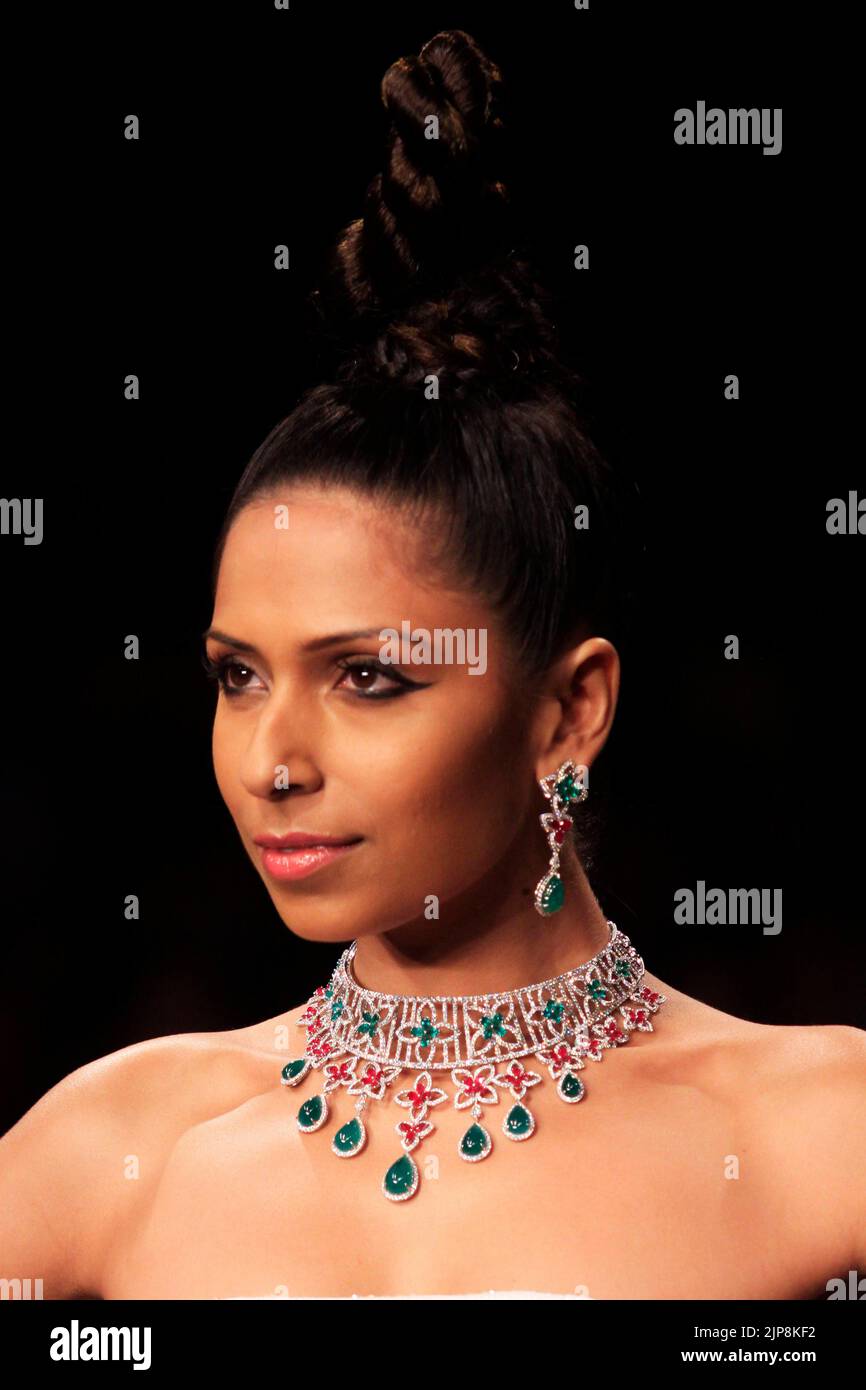 Model Candice Pinto display jewellery at event in Mumbai, India Stock ...