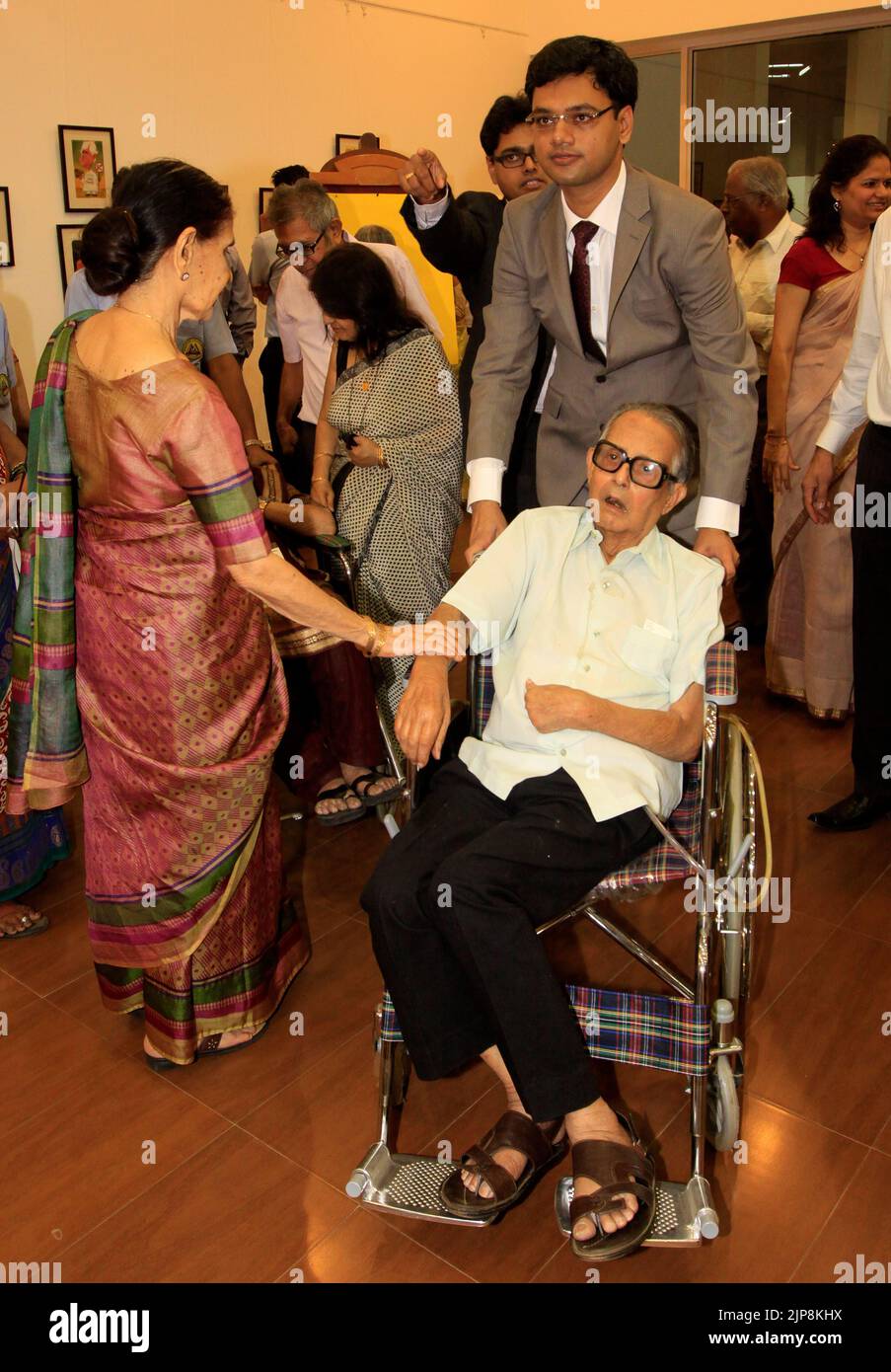 Rasipuram krishnaswamy iyer laxman hi-res stock photography and images ...