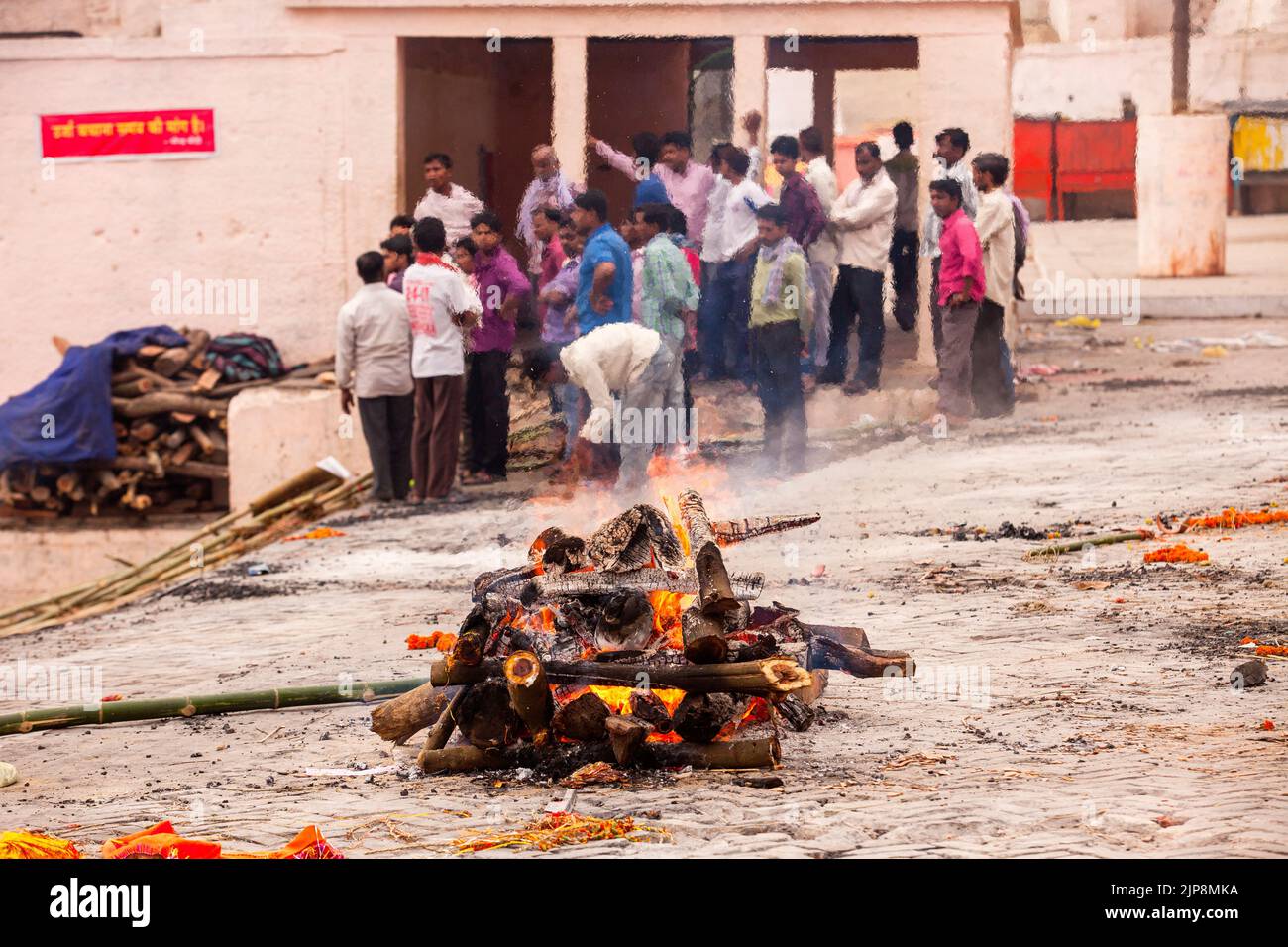 Funeral pyre at Manikarnika Ghat, Varanasi, Banaras, Benaras, Kashi ...