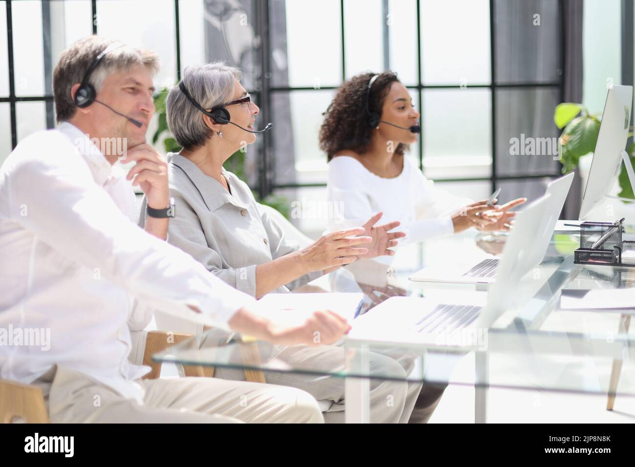 Elderly customer desk hi-res stock photography and images - Alamy