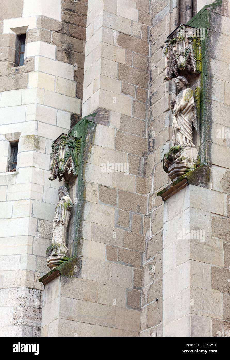 Gothic sculptures on the exterior wall of the cathedral . Old statues ...